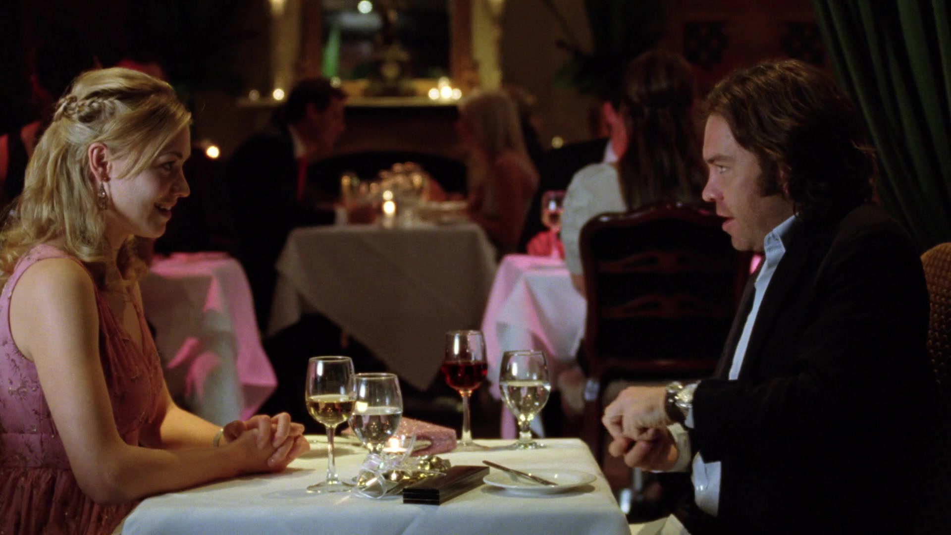 Screen Captures - 0231 - Yvonne Strahovski Online | Photo Gallery