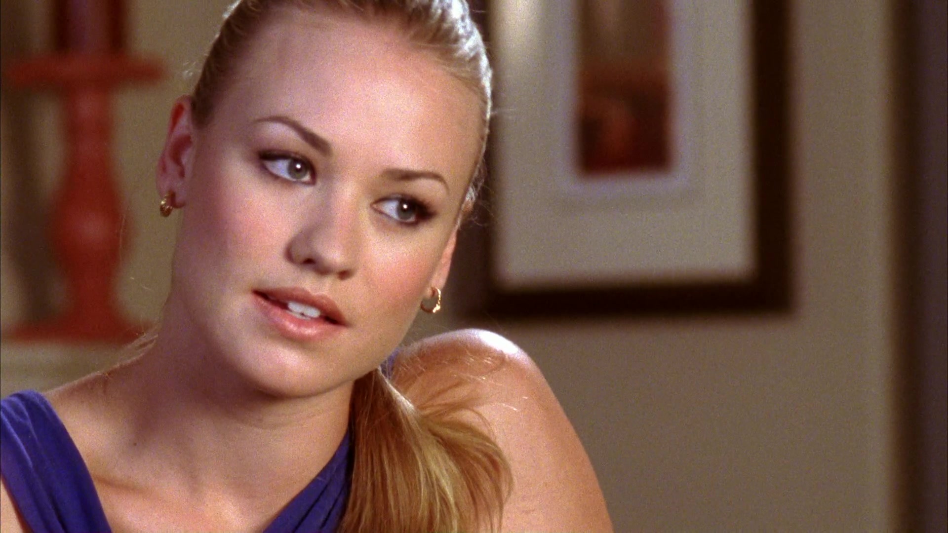 1x04 - Chuck Versus the Wookie - 0241 - Yvonne Strahovski Online | Photo Gallery