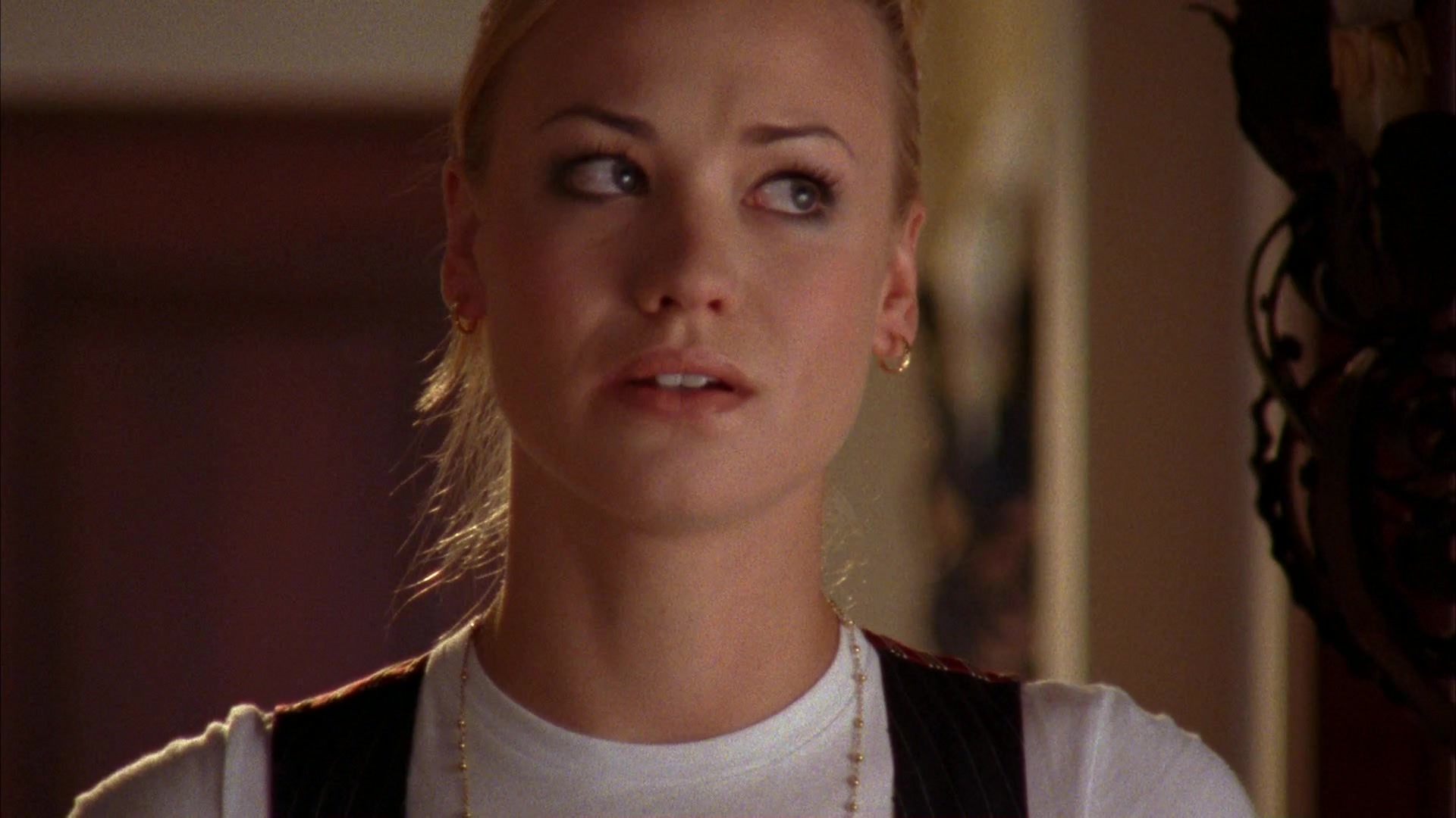1x07 - Chuck Versus the Alma Mater - 0192 - Yvonne Strahovski Online | Photo Gallery