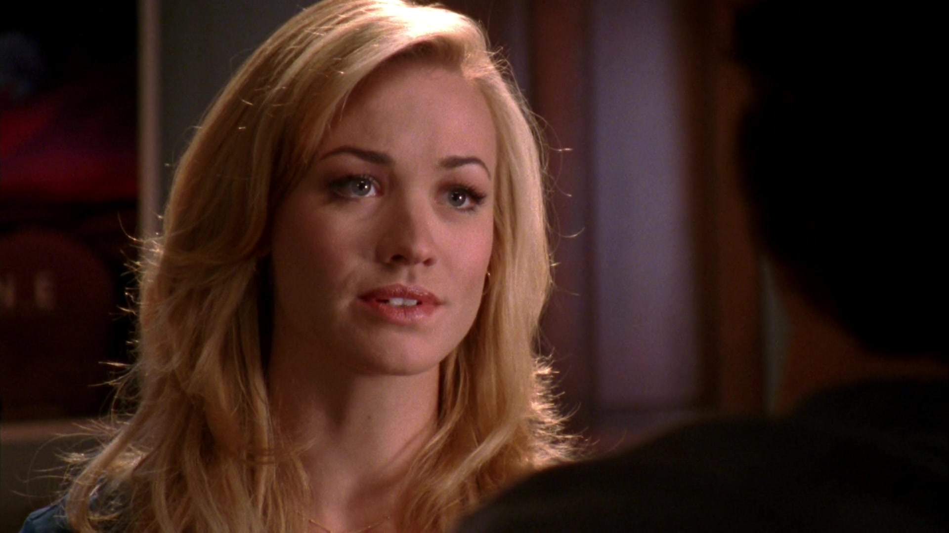2x17 - Chuck Versus the Predator - 0192 - Yvonne Strahovski Online | Photo Gallery