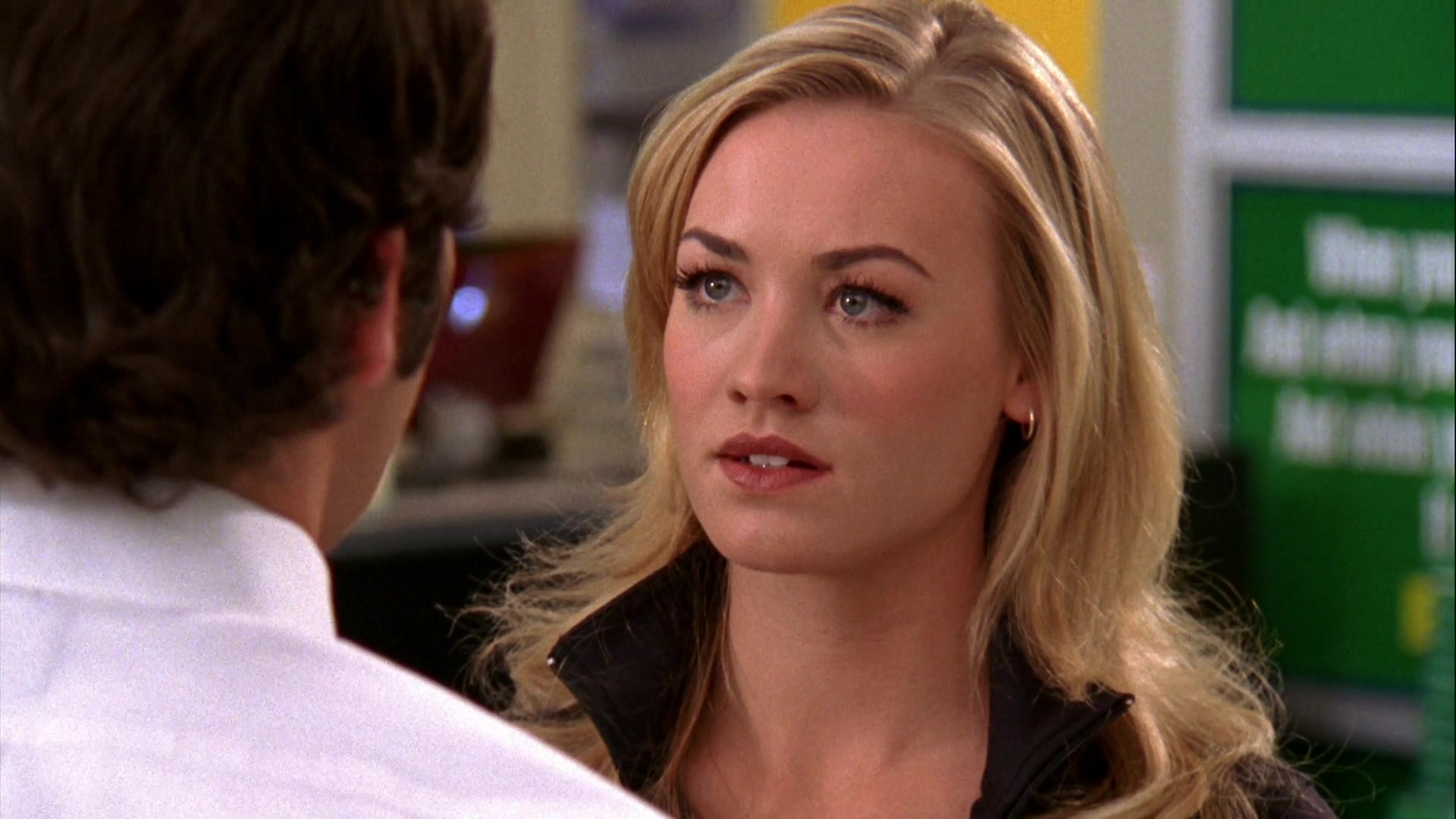2x20 - Chuck Versus the First Kill - 0233 - Yvonne Strahovski Online | Photo Gallery